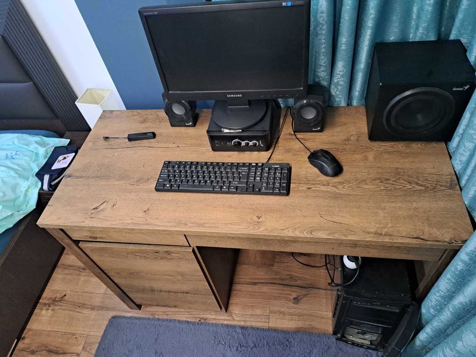 Birou VEDDE 53x121 stejar sălbatic (JYSK) stare impecabila neutilizat ...