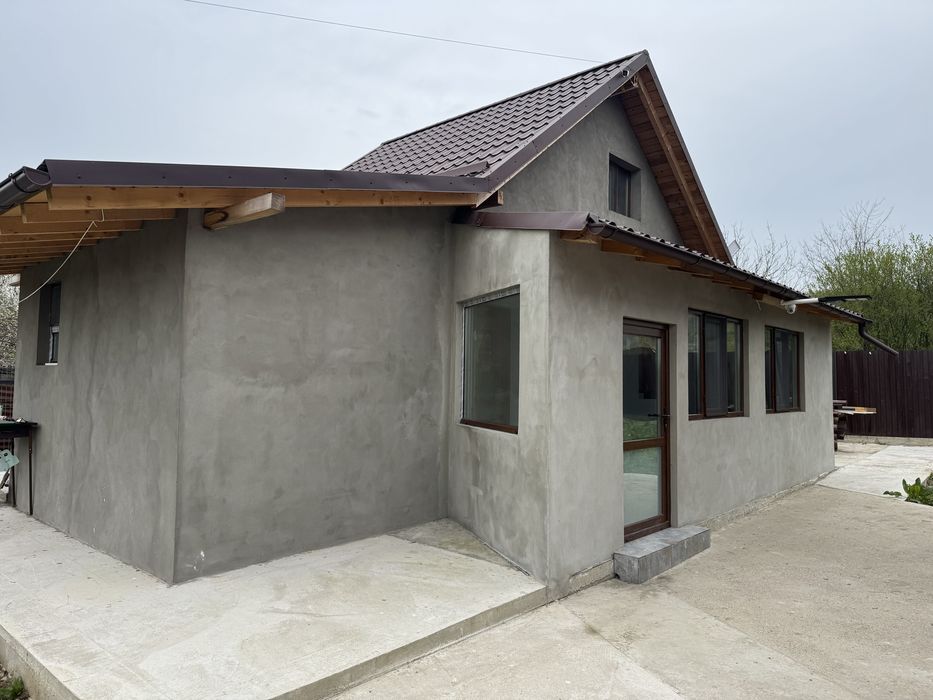 Casa de vanzare Podeni Noi / 70 000 Euro negociabil Nevesteasca • OLX.ro