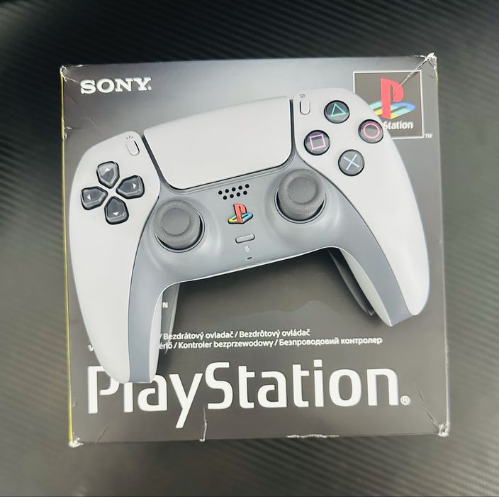 Maneta Ps5 Limited Edition Valenii de Munte • OLX.ro