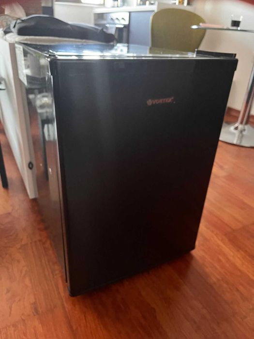 Frigider minibar VORTEX VM7SBK01M, 65 l, H 63 cm Bucuresti Sectorul 1 ...
