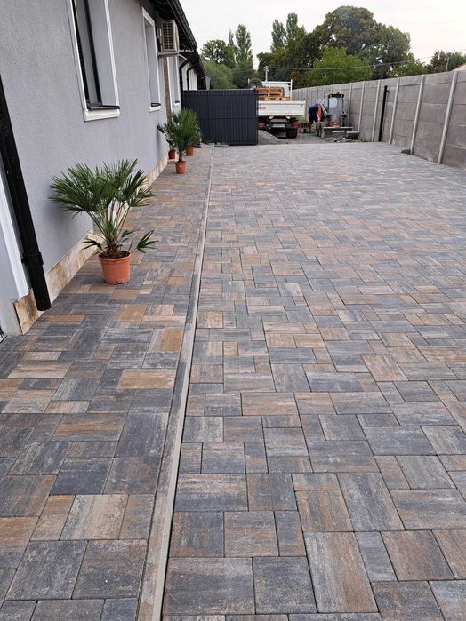 Montam/Pavam cu toate tipurile de pavele,GARANTIE LA LUCRARE Timisoara ...