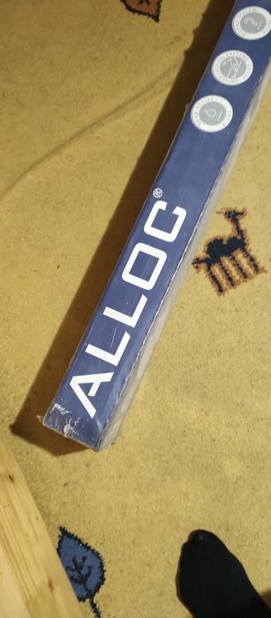 Parchet laminat cu click metalic Oradea • OLX.ro