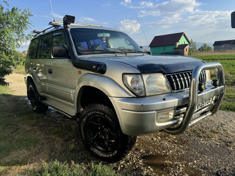 Vand Toyota Land Cruiser J90 Bod • OLX.ro