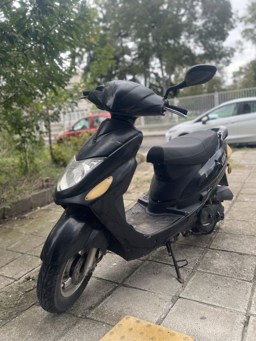 Скутер Generic Jump гр. Бургас Център • OLX.bg