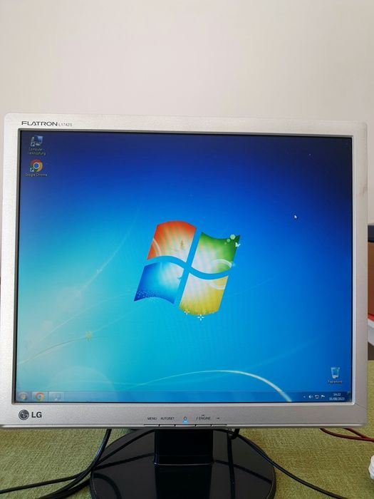 Vând Desktop LG-Asus Agnita • OLX.ro