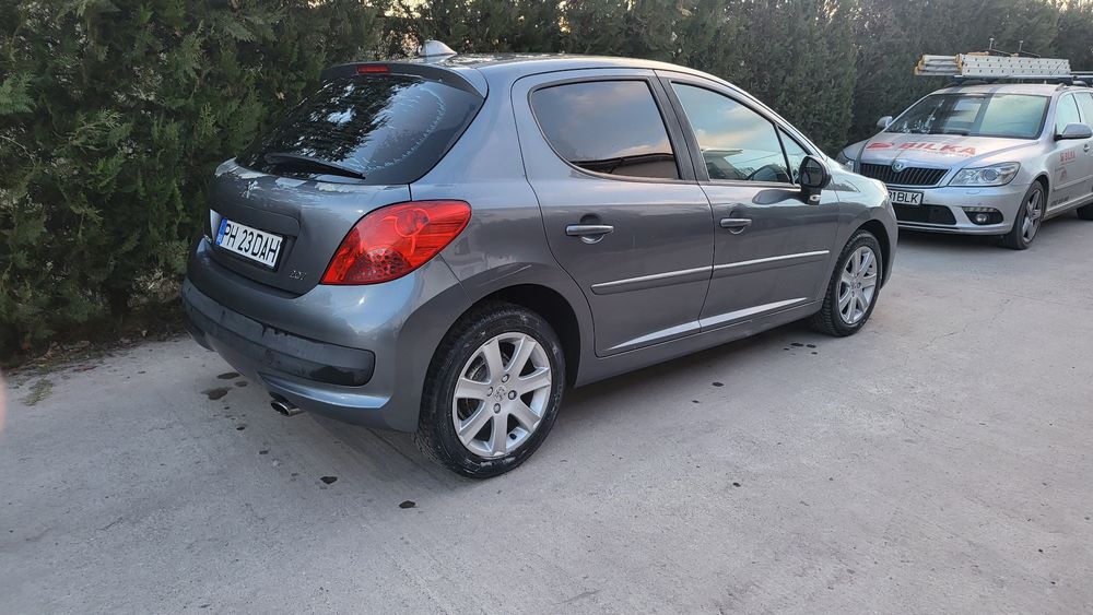 Peugeot 207 HDI 1.6 90 cai putere Bucov • OLX.ro