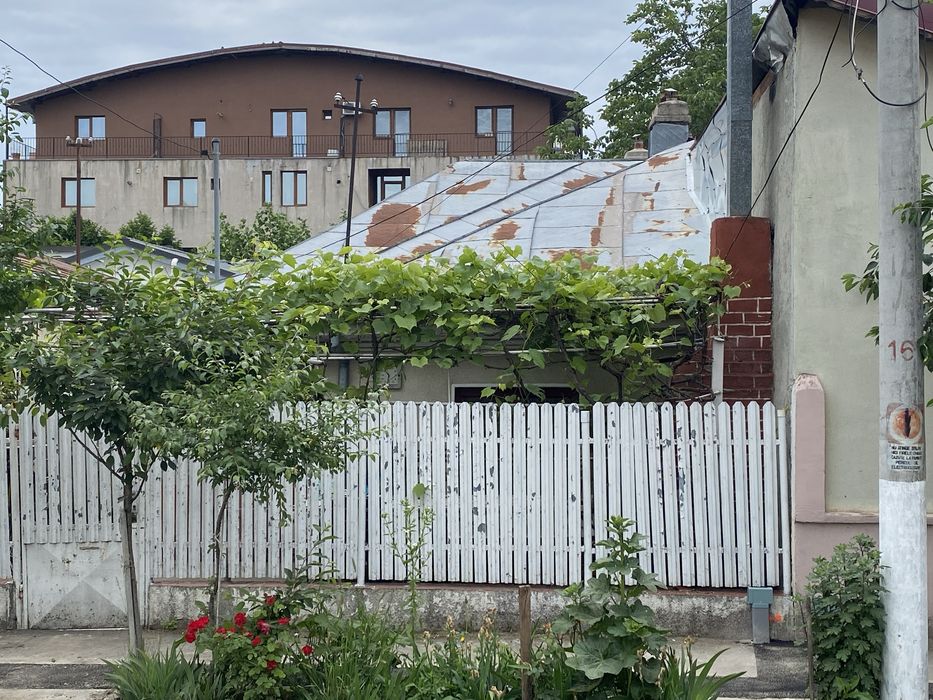 Case batranesti de vanzare Romania - Cele mai bune oferte | OLX.ro