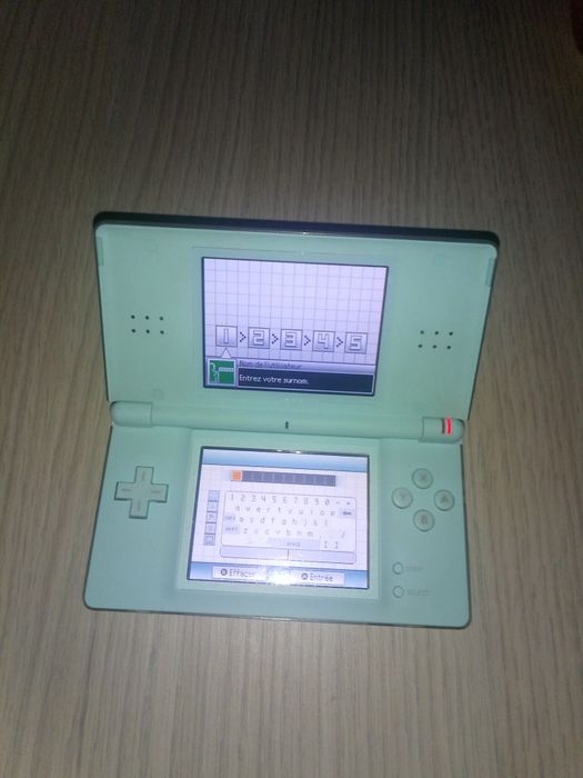 Nintendo ds lite Bughea de Sus • OLX.ro
