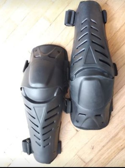 Genunchiere moto, protectii genunchi, aparatori prinderi elastice Noi ...