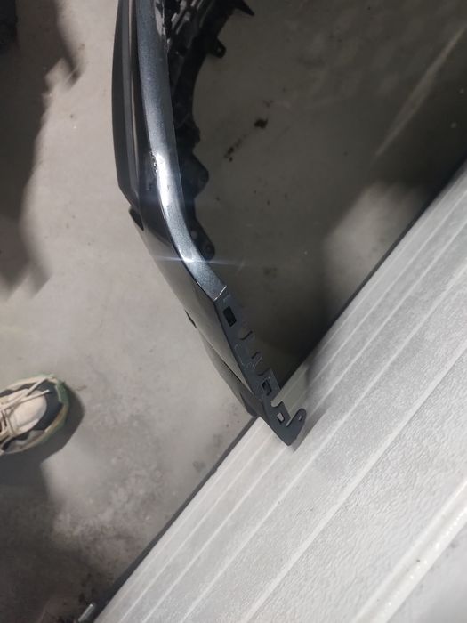 Bara fata , far stânga , trager ,traversa Sandero stepway 2021-2023 Bascov • OLX.ro