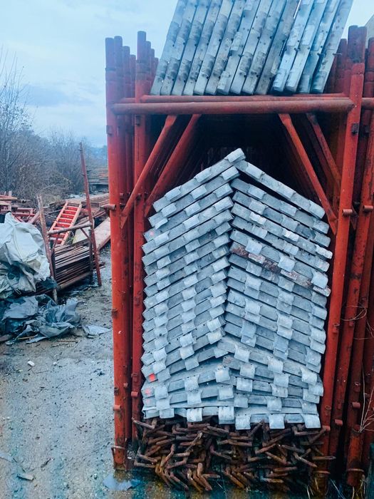 Schela metalică - Panou cofraj Doka - Vând Suceava • OLX.ro