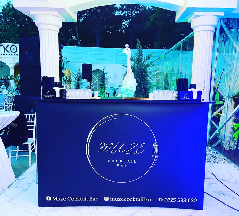 Cocktail Bar & Tort Shoturi /Bar mobil /Evenimente Private & Corporate ...