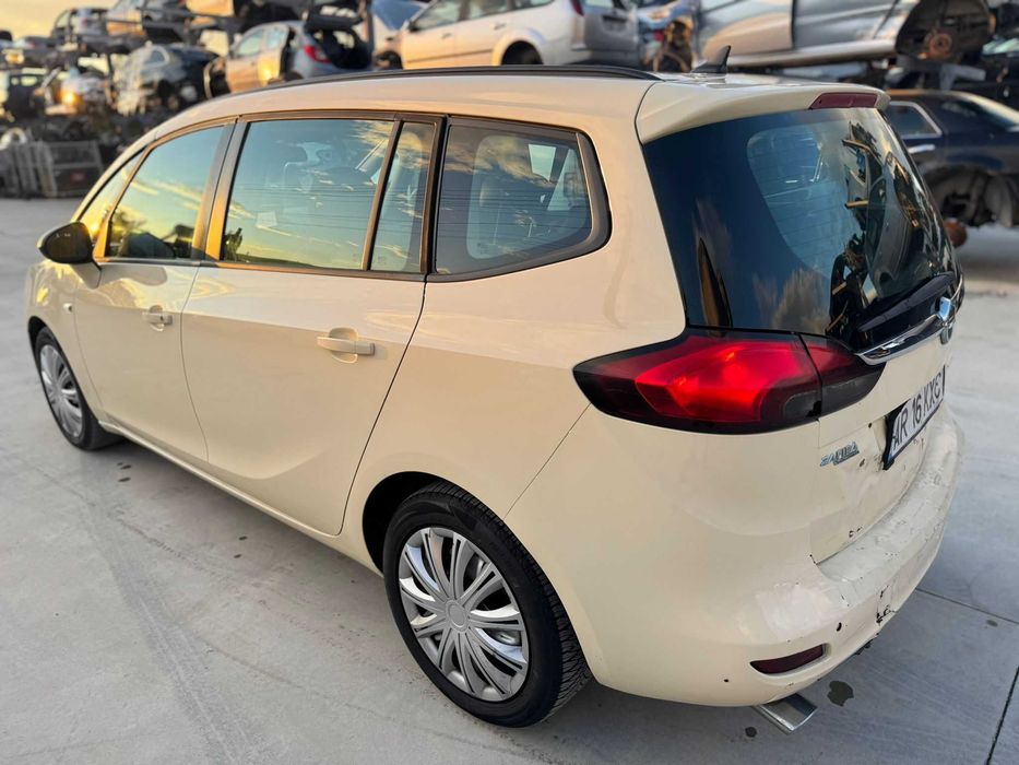 Opel Zafira C Tourer 2 0 Cdti