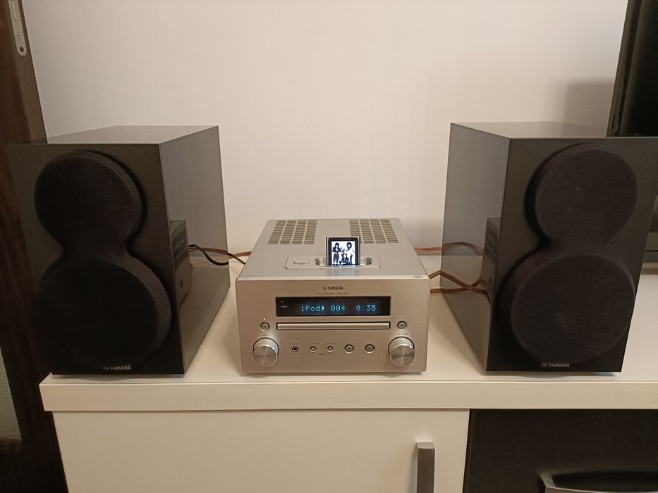 Yamaha CRX 550, cd, tuner, USB, dock ipod, amplificator, boxe Craiova • OLX.ro