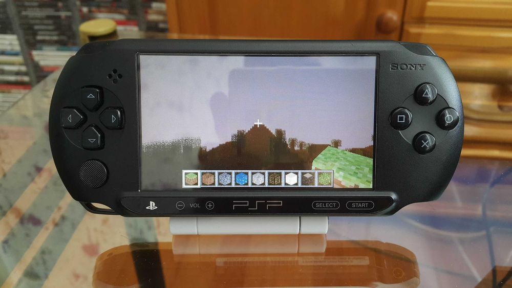 SONY PSP ПСП E1004 Street+128GB+Minecraft+GTA+NFS+350Игри+Гаранция гр ...