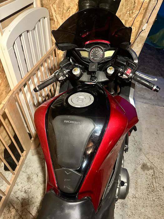 Vand Honda Vfr 1200F Suceava • OLX.ro