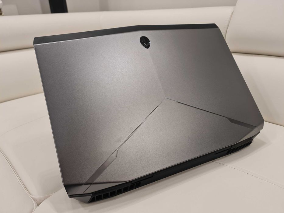 Laptop gaming alienware ,intel core i7- ,video 4 gb gtx, 17,3", defect Timisoara • OLX.ro