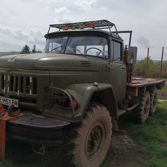 Продавам товарен камион ЗИЛ 131 гр. Стражица • OLX.bg