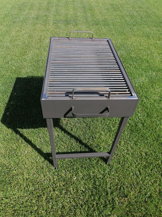 Gratar cu dimensiunea 70cm/45cm Craiova • OLX.ro