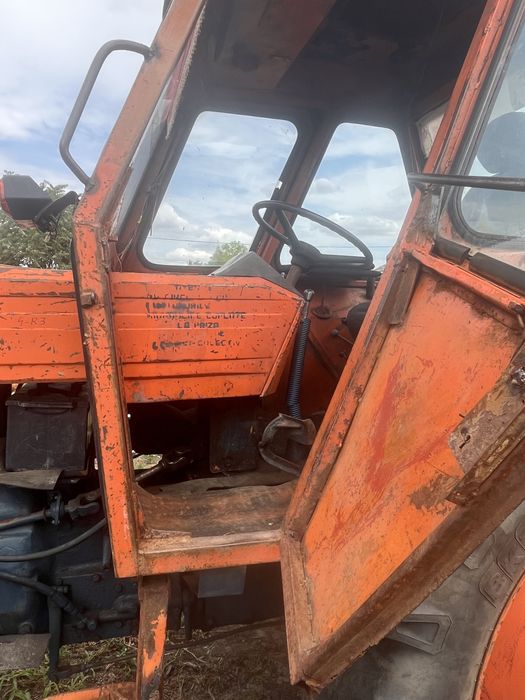 Vand tractor U650 Socodor • OLX.ro