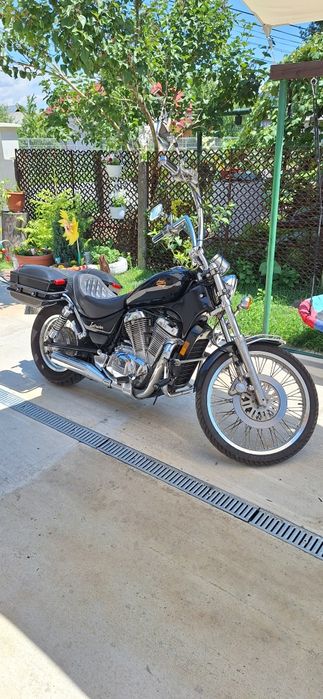 Suzuki intruder vs 750 Voinesti • OLX.ro