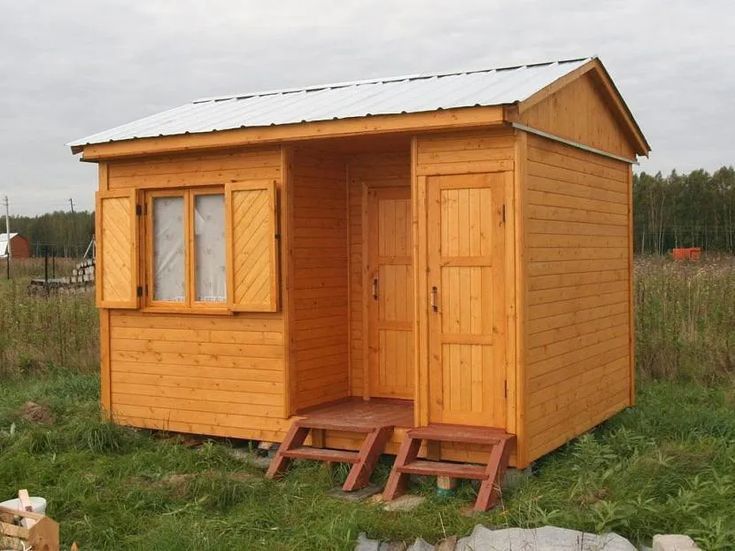 Case modulare, cabane din lemn de tip A, garaje auto din structura met ...