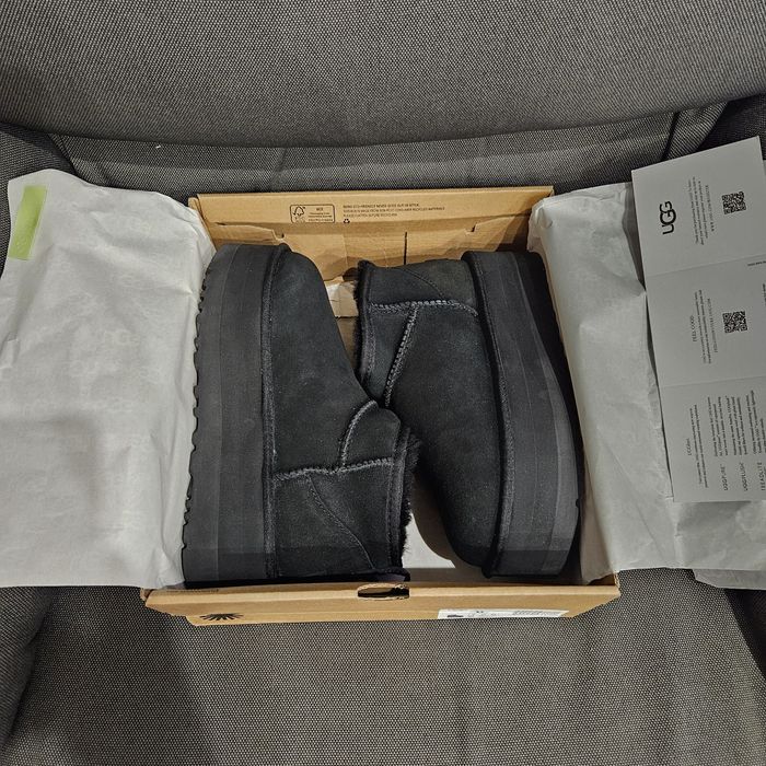 Ugg ultra mini platform black originali Bucuresti Sectorul 2 • OLX.ro
