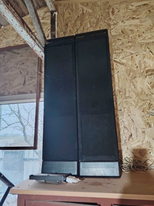Statie cu boxe Schneider Perieti • OLX.ro