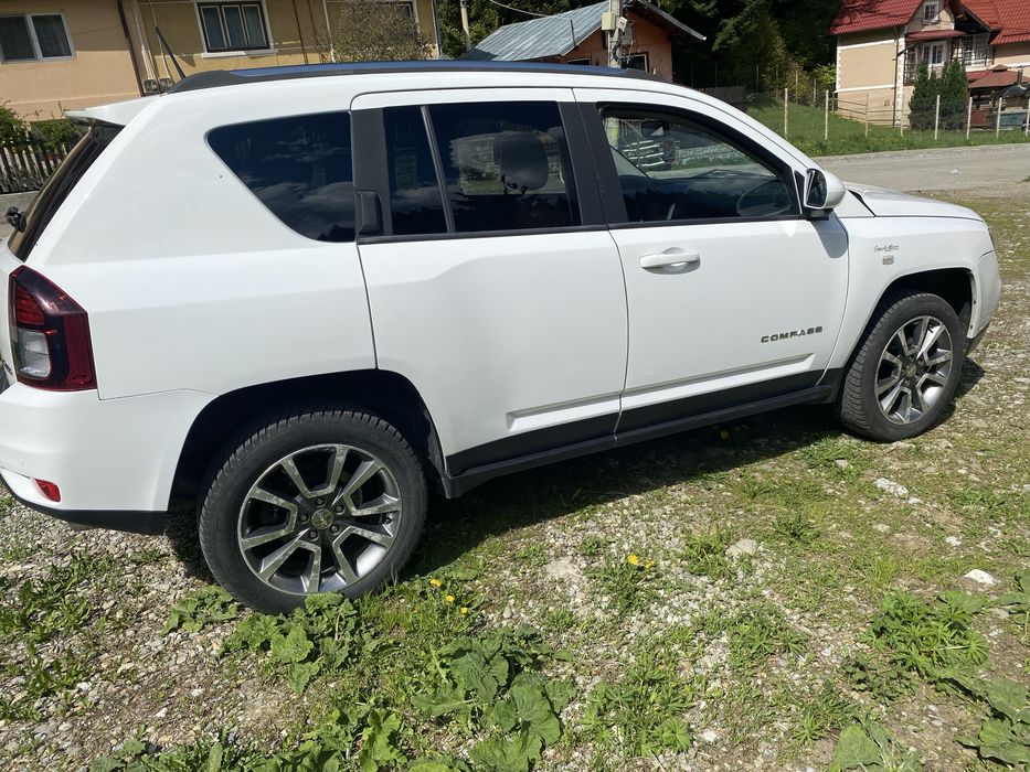 Vand / schimb Jeep compass Busteni • OLX.ro