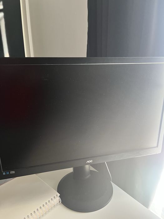 Monitor AOC 24” Full HD cu boxe integrate și reglaj manual Bragadiru ...