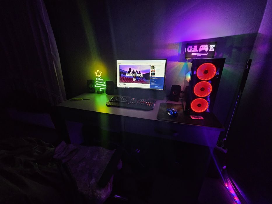 Vând pc gaming 350 € Chisindia • OLX.ro