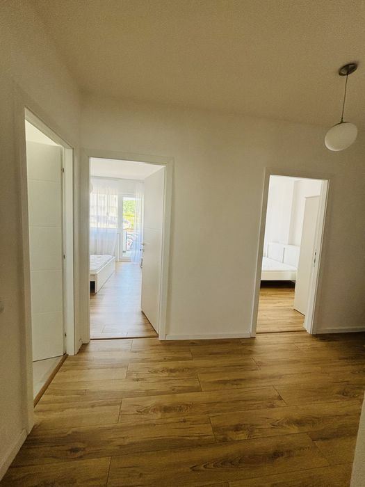 Vand Apartament 3 camere - Strada Stejarului, Floresti Floresti • OLX.ro