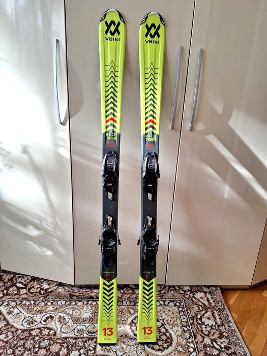 СКИ VOLKL RACETIGER JR. 140. Карани от момиче 2 сезона, общо 6-7пъти. гр. София Хиподрума • OLX.bg