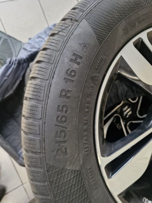Vitara /Duster,Anvelope 16" iarna Continental Dobroesti • OLX.ro