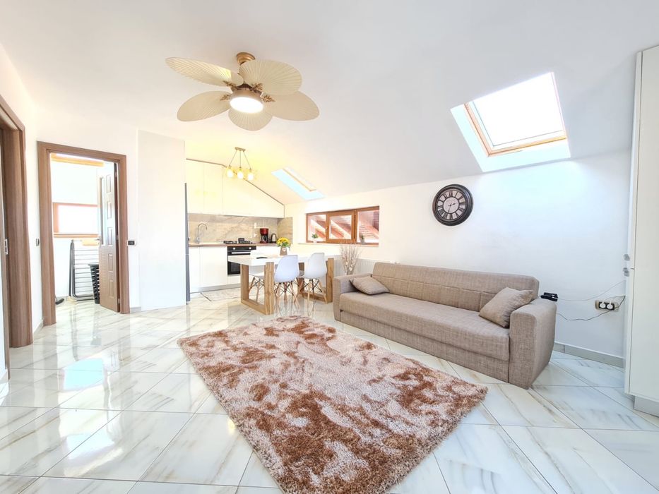 Casa cu 2 apartamente/curte privata- zona Craiter Brasov • OLX.ro