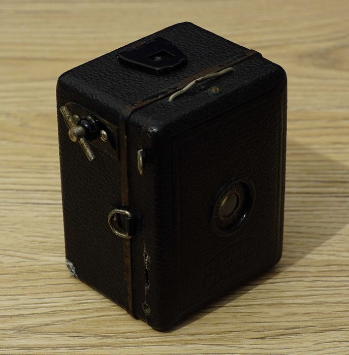 Aparat foto vechi Zeiss Ikon - mini box camera Timisoara • OLX.ro