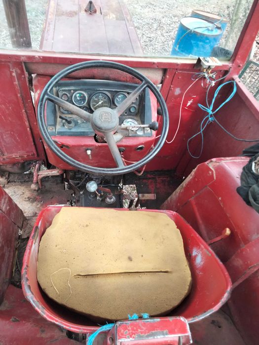 Vând tractor utb 450 Alba Iulia • OLX.ro