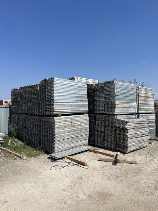 Vând schela metalică Bragadiru • OLX.ro