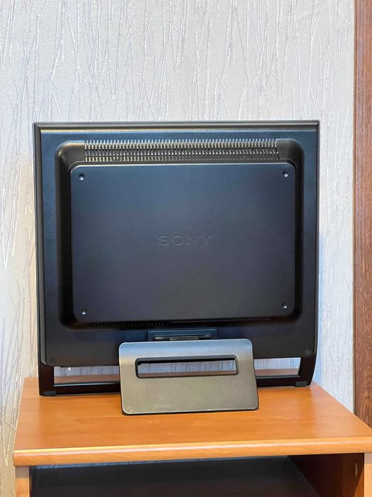 Монитор Sony LCD display SDM-HS75D (17") Черен гр. София Банишора • OLX.bg