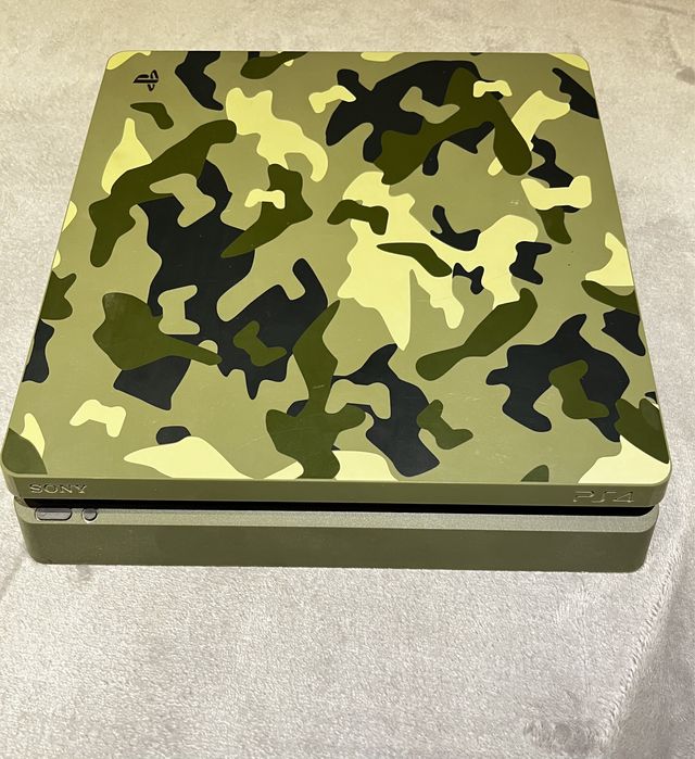 Ps4 slim limited edition (1TB) + 2 джойстика и 7 игри гр. София Младост ...