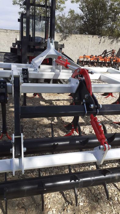 Scarificator agricol EFE Botoroaga • OLX.ro