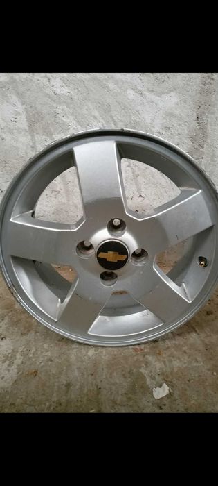 Jante aliaj Chevrolet Aveo pe 15' (inch) Tulcea • OLX.ro