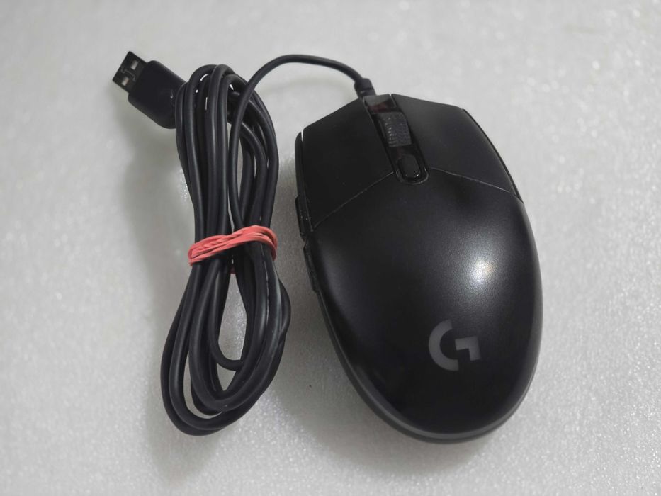 Mouse gaming Logitech G203, iluminare RGB LightSync, - poze reale ...