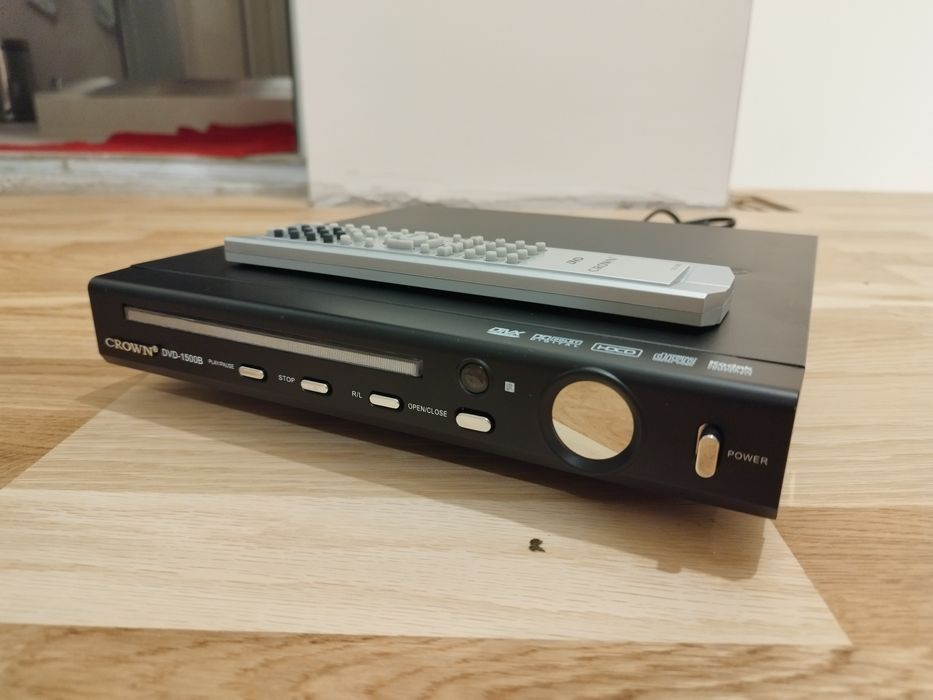 DVD плейър CROWN гр. Правец • OLX.bg