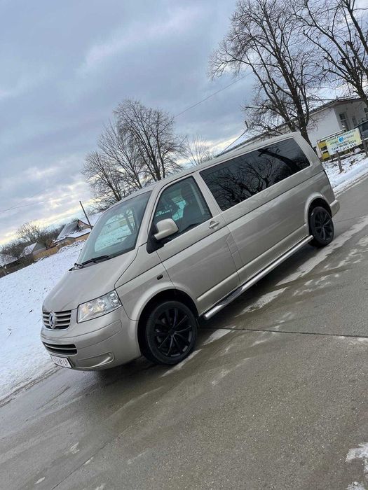 Volkswagen Transporter T5 Highline cu 5 locuri si duba cutie Automată ...