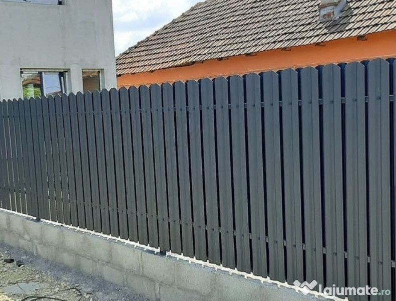 Construim la comanda dvs. garduri si porti din: - panouri stil jaluzea Barcea • OLX.ro