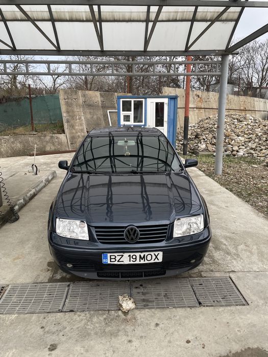 Vand Volkswagen bora 1.9TDI ATD Buzau • OLX.ro