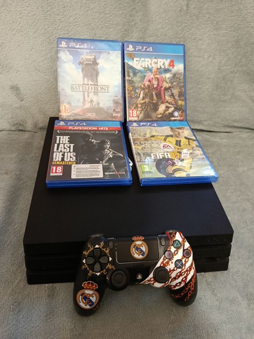 Playstation 4 PRO 4K 1TB + 4 JOCURI + 1 Controller ps4 Bucuresti ...