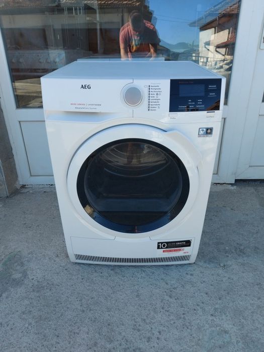 Сушилня AEG 8000 Lavatherm Absolute Care System Цена:650 лв. Капацитет гр. Смолян Стар център ...