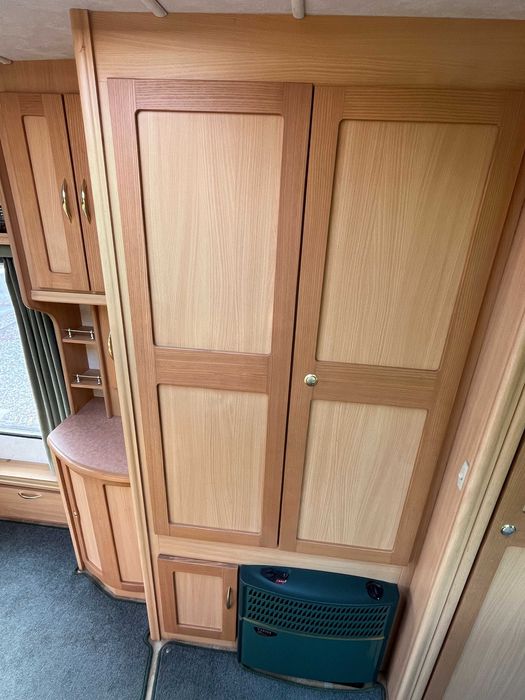 Rulota Elddis Salvington 2001 off camping boiler gaz, acumulator Campina • OLX.ro